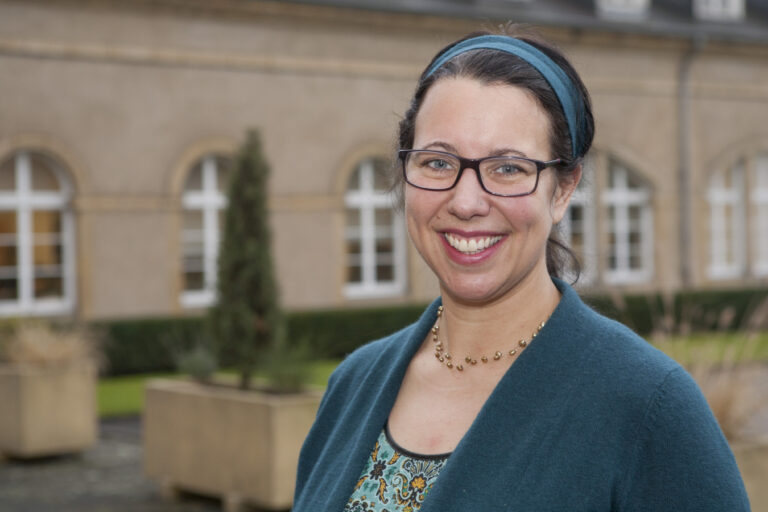 People - Department of Education and Social Work - FHSE - University of ...