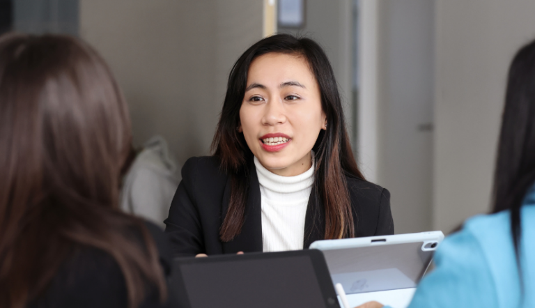 After a Master en Droit des fonds d’investissement : career ...