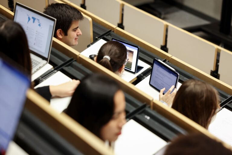 Master in Quantitative Economics and Finance - FSTM I University of ...