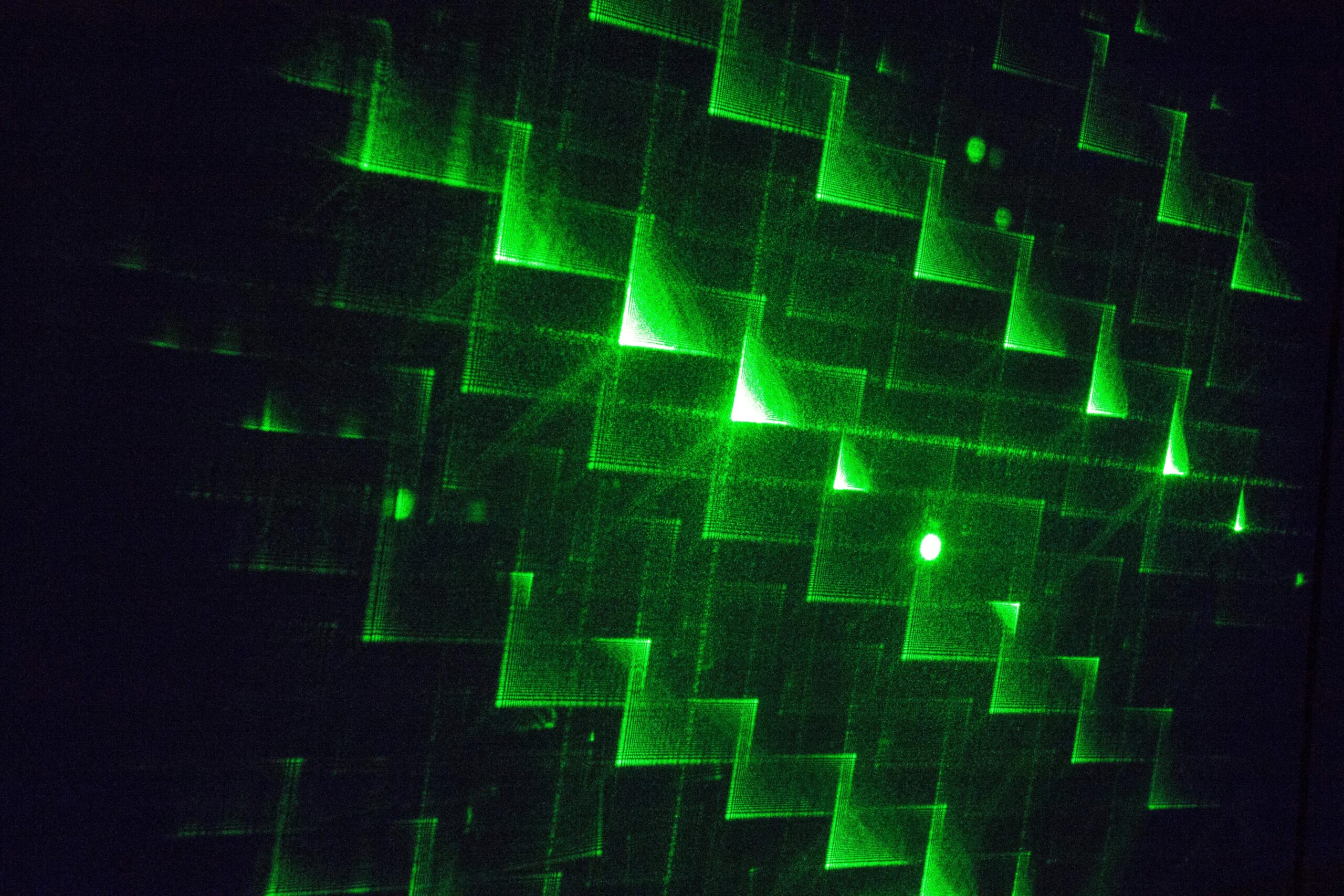 Light without borders for the Institut de Photonique - FSTM news I ...