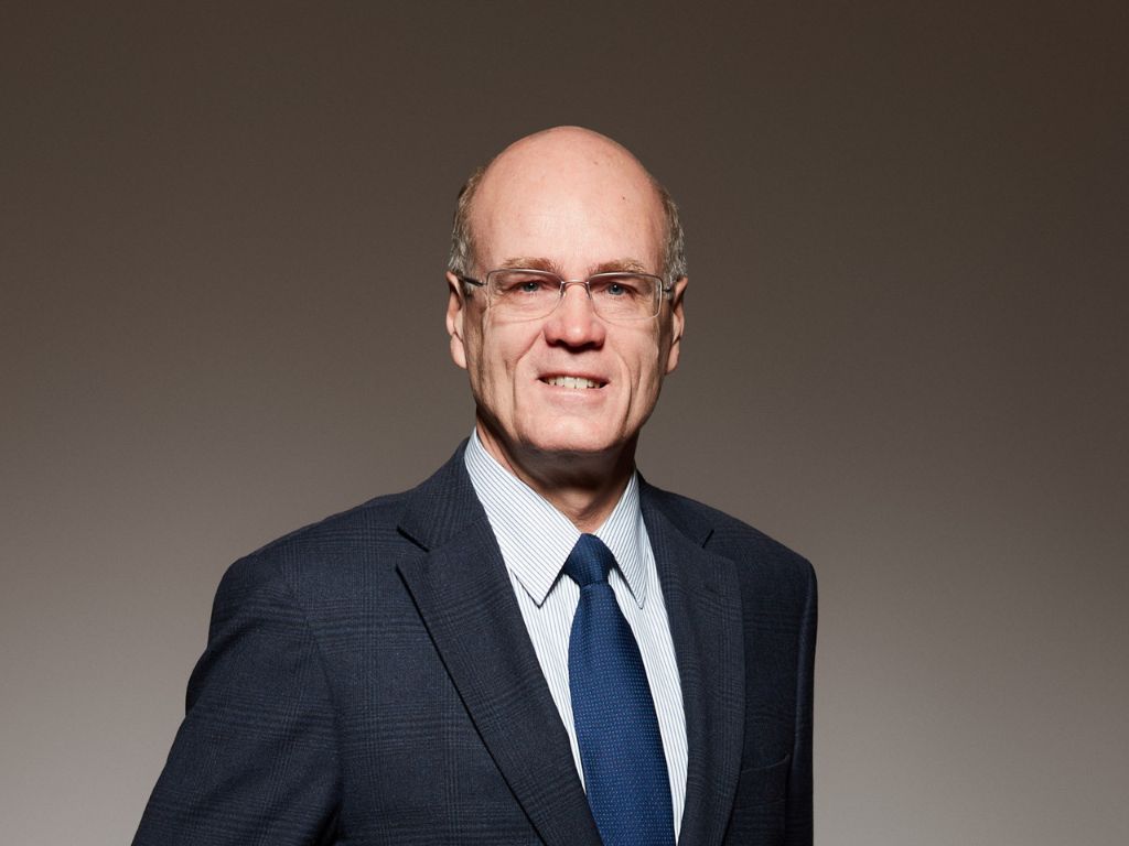 Prestigious award for SnT’s founder Björn Ottersten - SnT news I ...