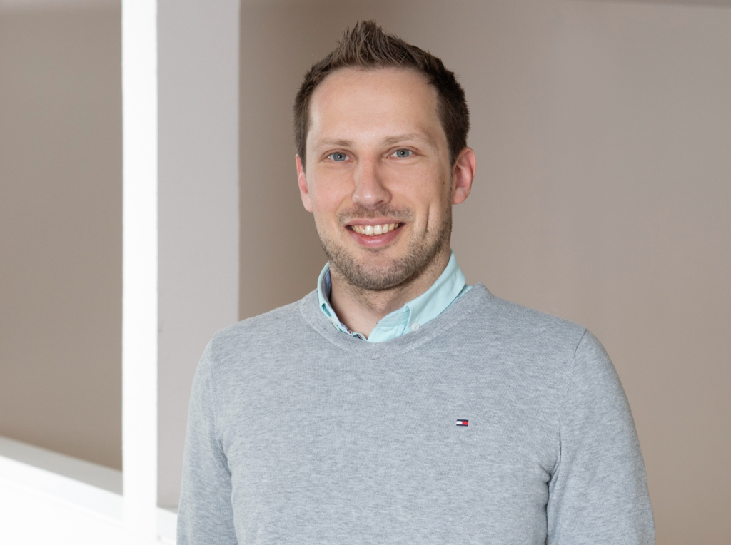 People Quantum Dynamics in Condensed Matter (QUANCOM) - University of Luxembourg I Uni.lu