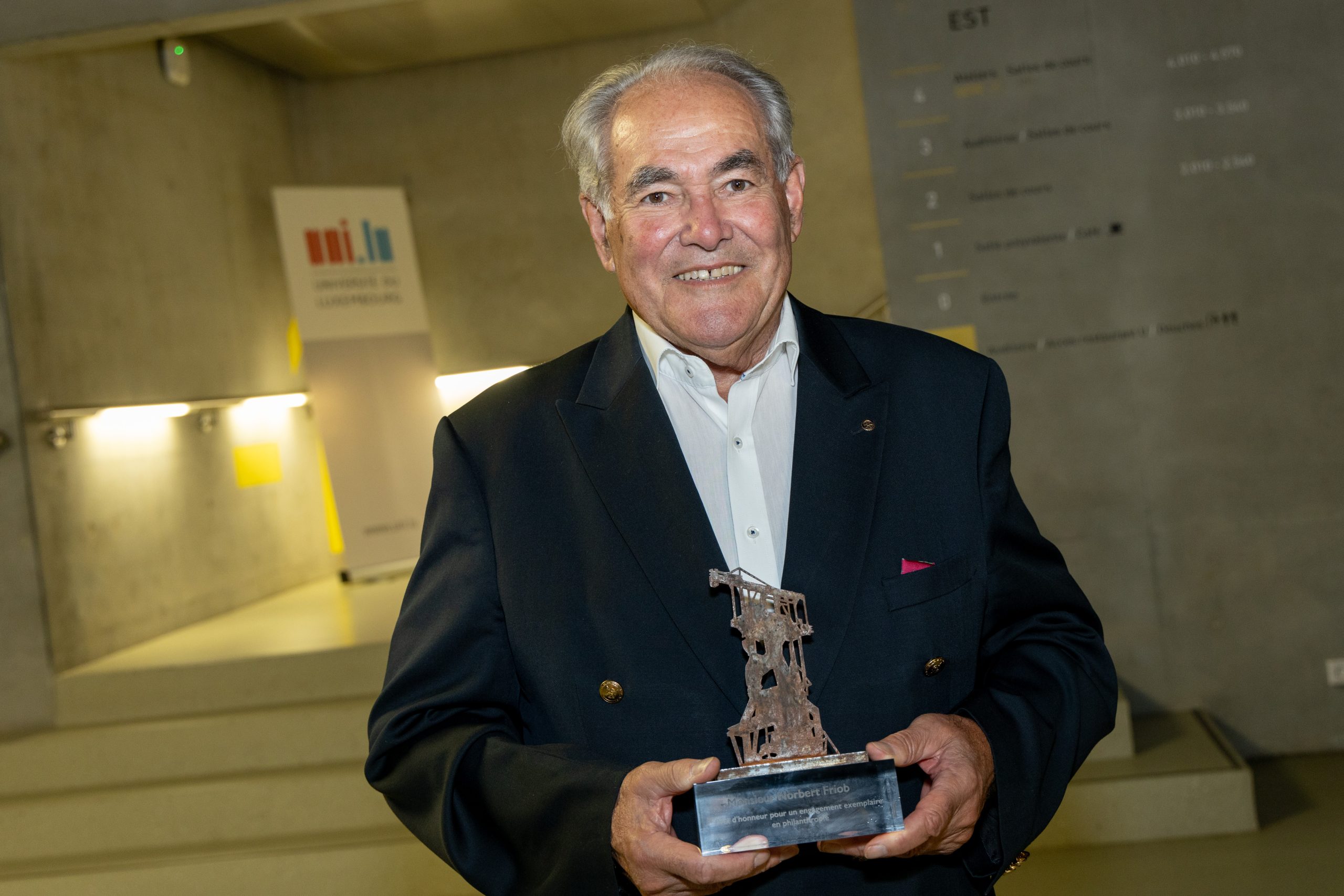 First Philanthropy Award Presented at Donor Event - Uni.lu
